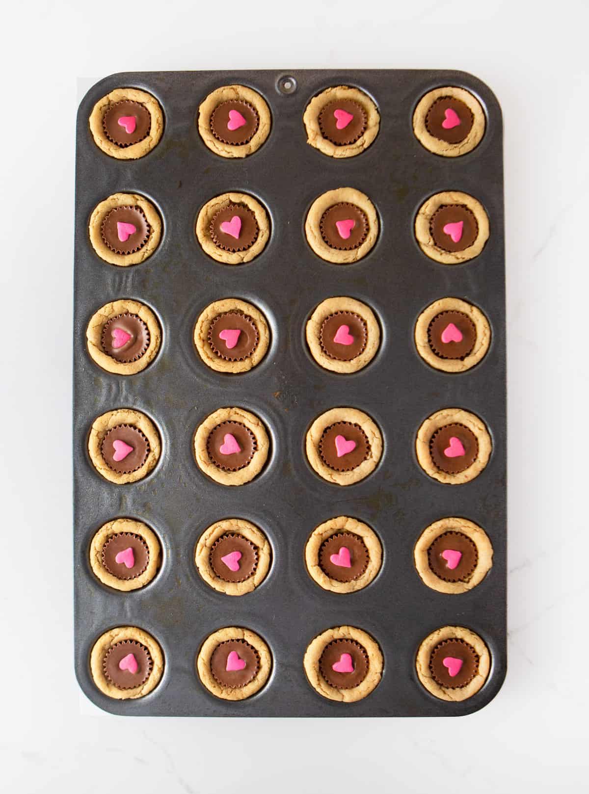 Easy Valentines Cookie Cups - Design Eat Repeat