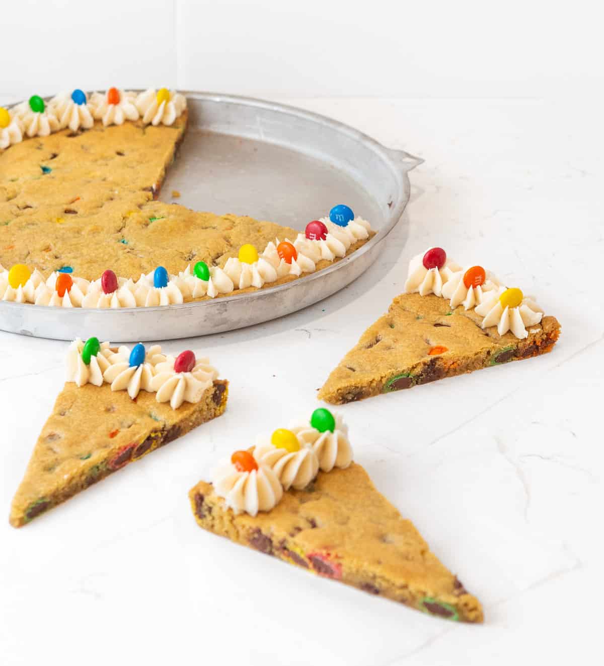 Chewy M&M Cookie Cake - Design Eat Repeat