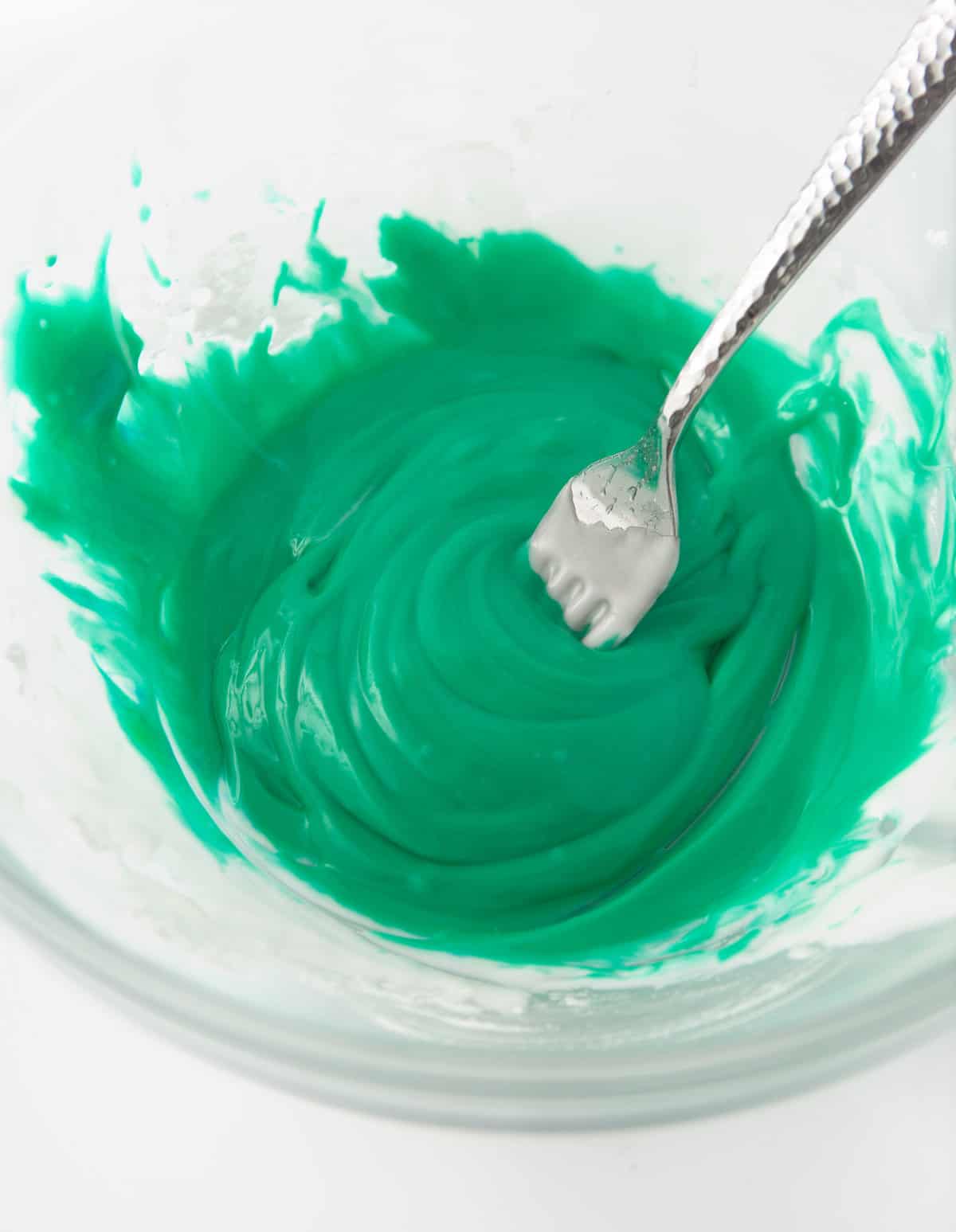 Easy Sugar Cookie Glaze - Design Eat Repeat