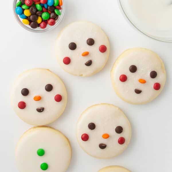 The EASIEST Decorated Snowman Cookies