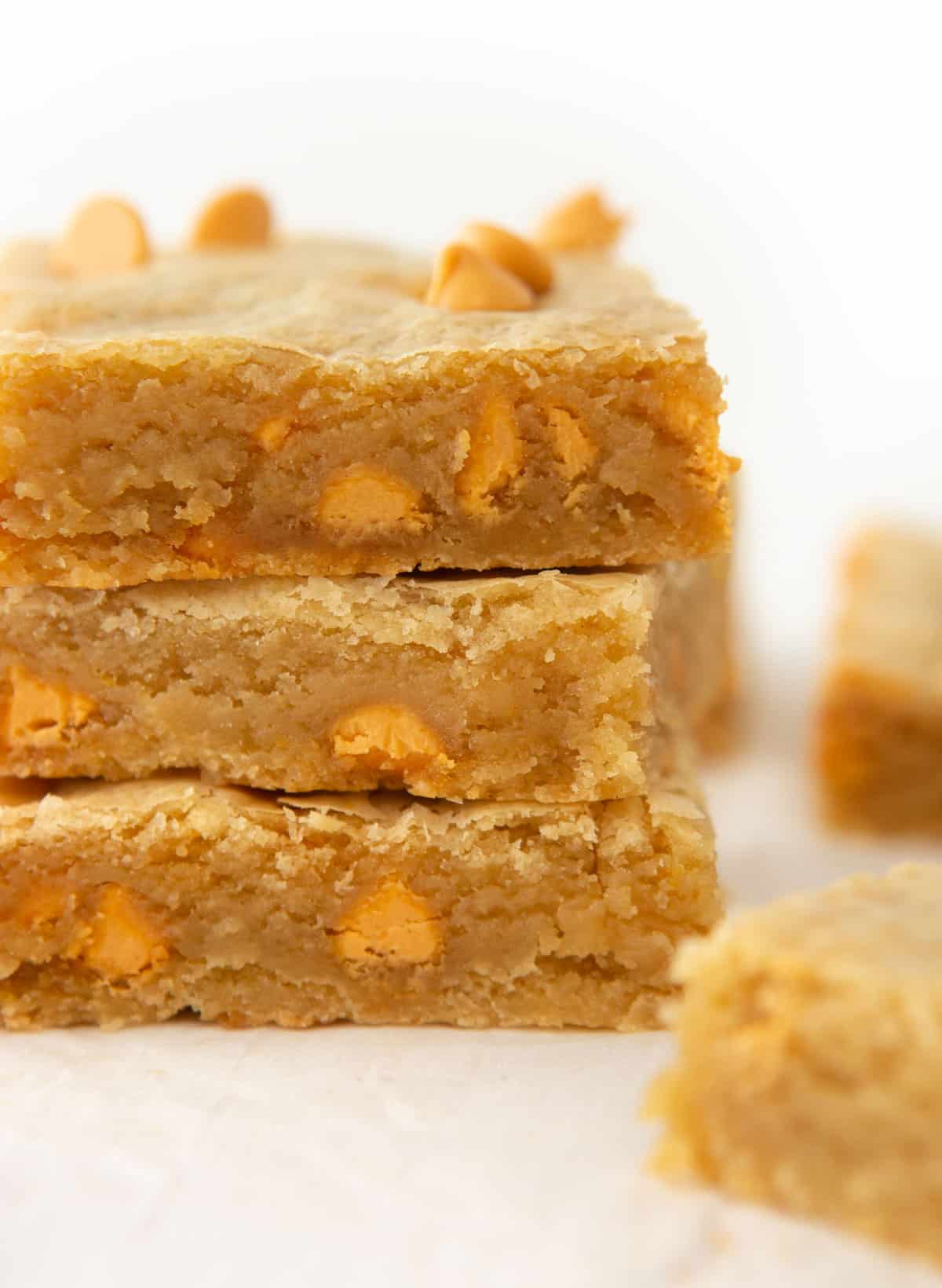 Bakery Style Butterscotch Bars - Design Eat Repeat