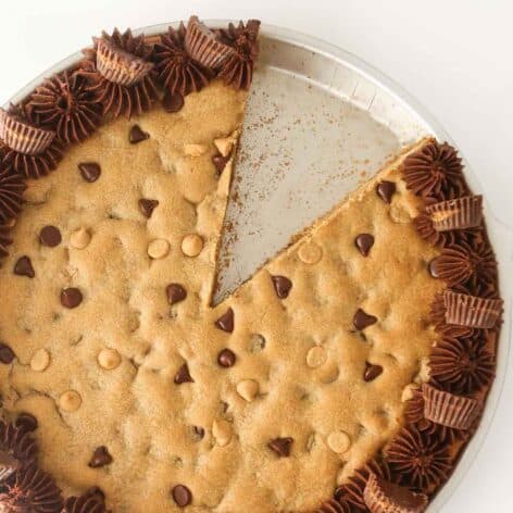 Chewy Snickerdoodle Cookie Cake - Design Eat Repeat