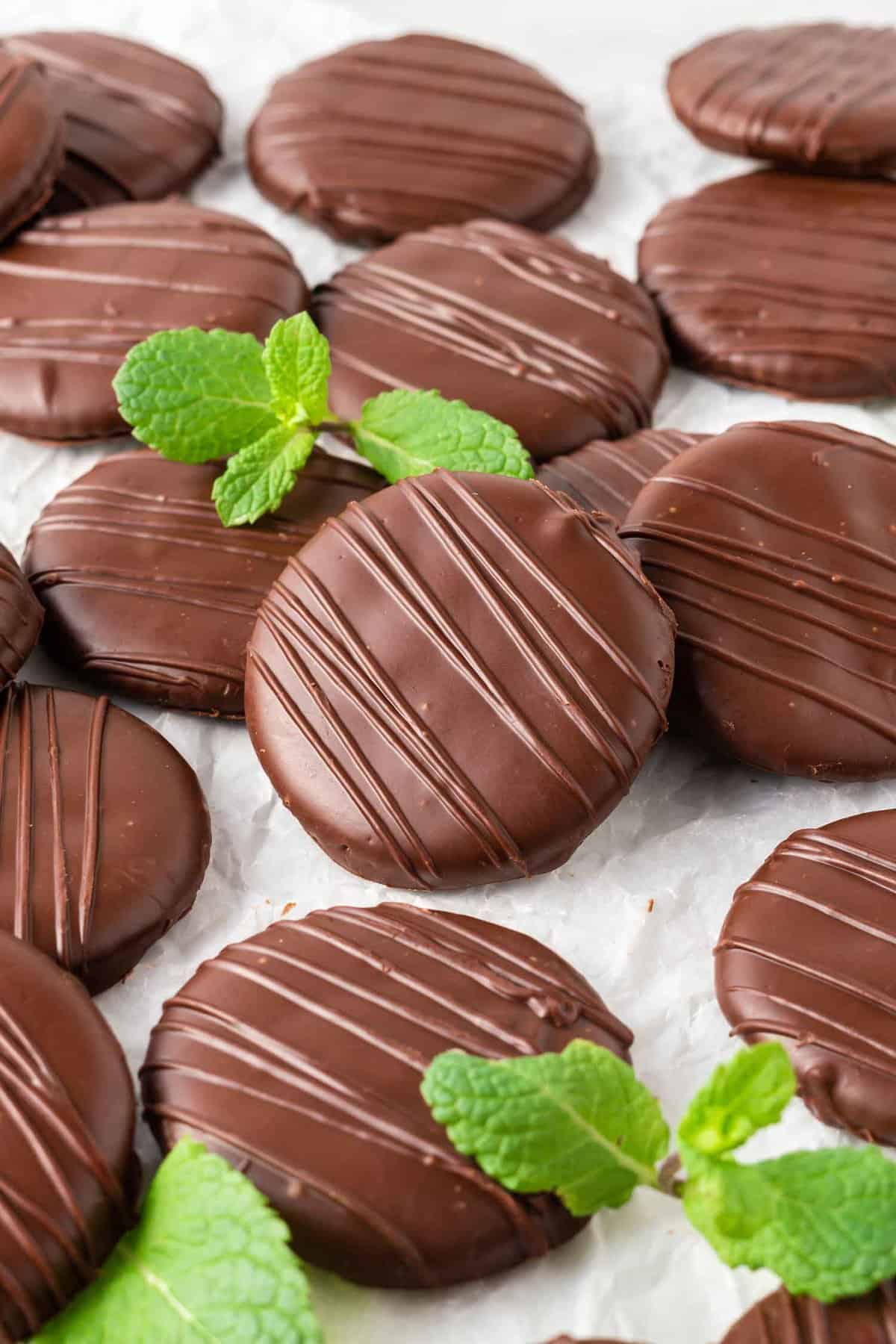 Ritz Cracker Thin Mints - Design Eat Repeat