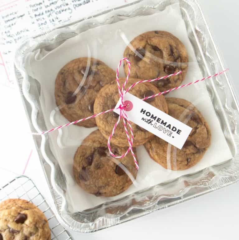 One Bowl Chocolate Chip Cookies - Design Eat Repeat