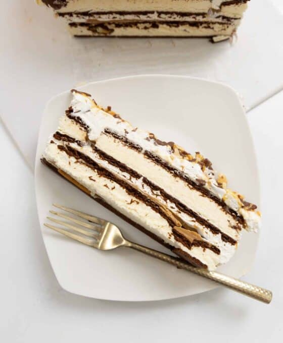 Snickers Ice Cream Cake - Design Eat Repeat