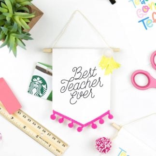 Teacher Gift Card Holders That Double As Adorable Banner Decor!