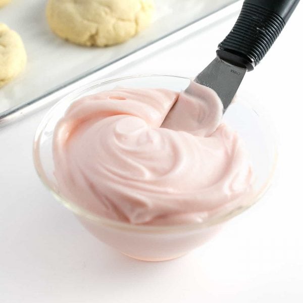 Easy Cinnamon Roll Icing (without cream cheese!)