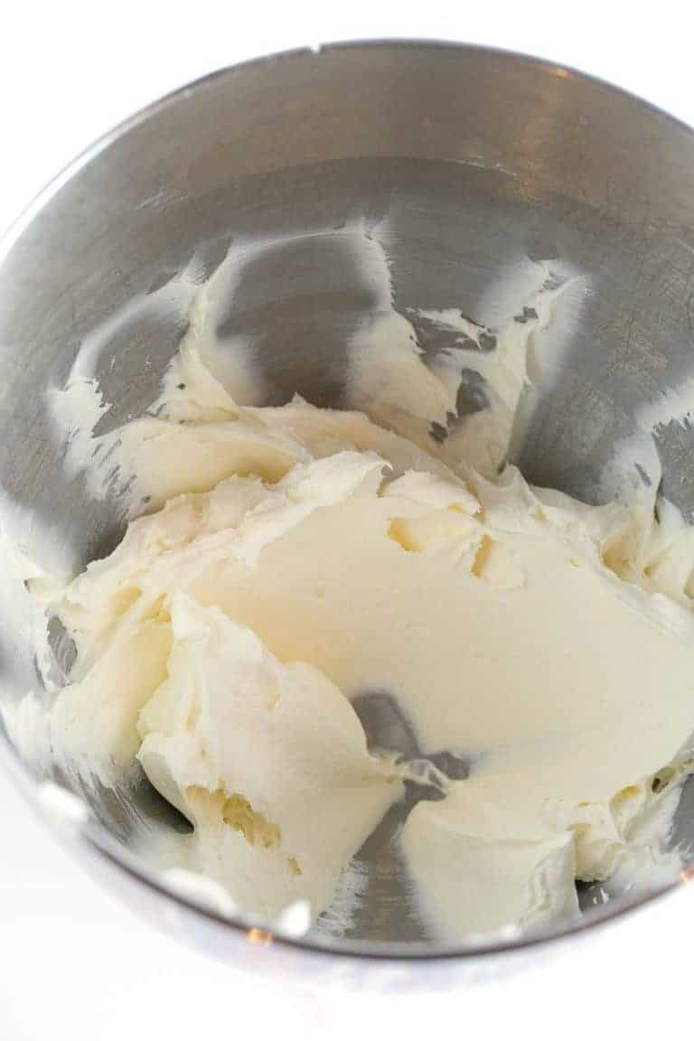 Cream Cheese Frosting for Cookies - Design Eat Repeat