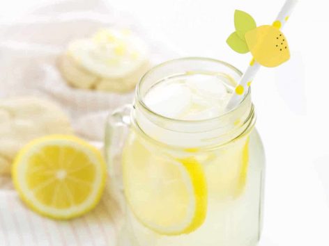 Single Serving Lemonade (Freshly Squeezed!)